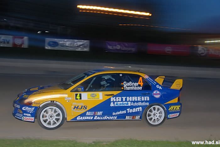 Rally Saturnus se je začel - super special stadion Ilirija