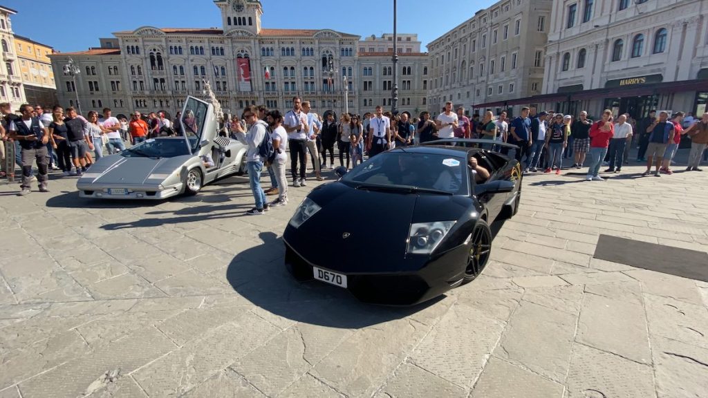 Lamborghini Aventador, Huracán, Urus, Miura, Diablo, Gallardo, Countach ...