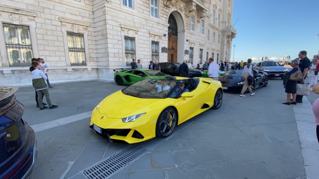 Lamborghini Aventador, Huracán, Urus, Miura, Diablo, Gallardo, Countach ...