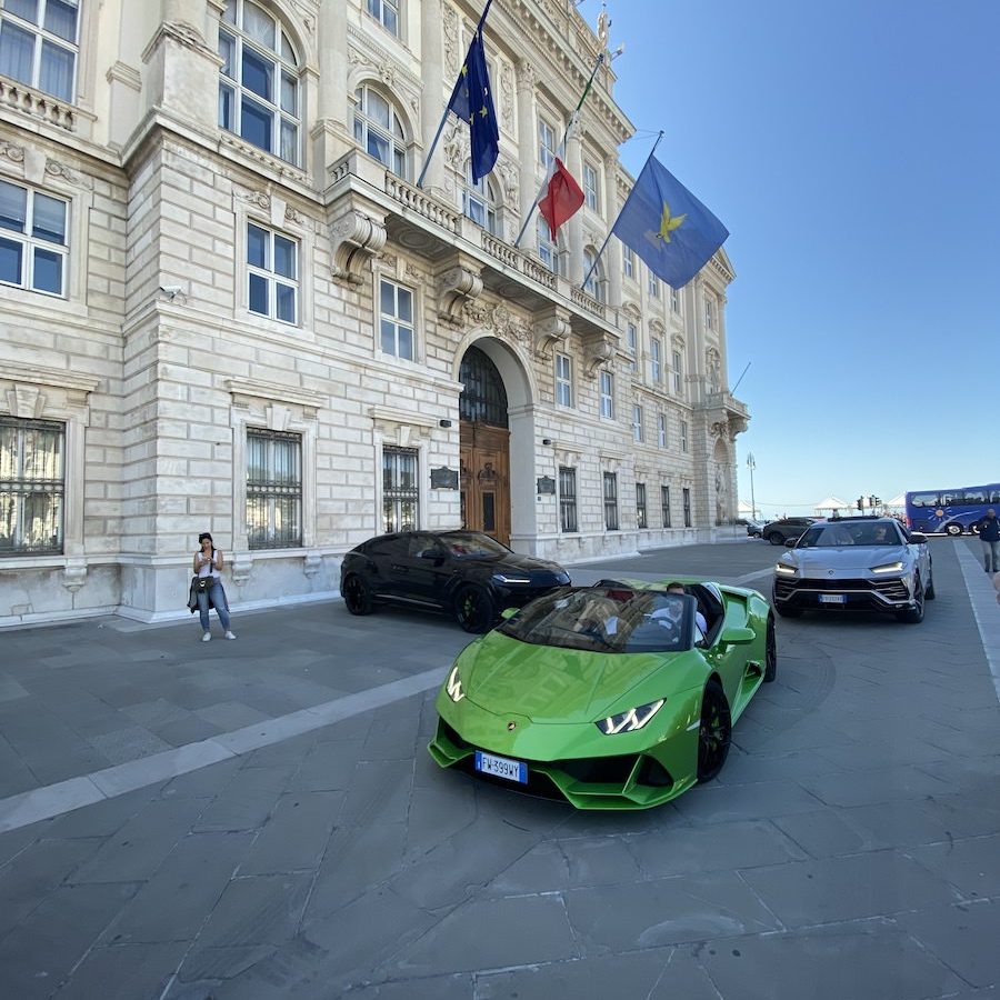Lamborghini Aventador, Huracán, Urus, Miura, Diablo, Gallardo, Countach ...